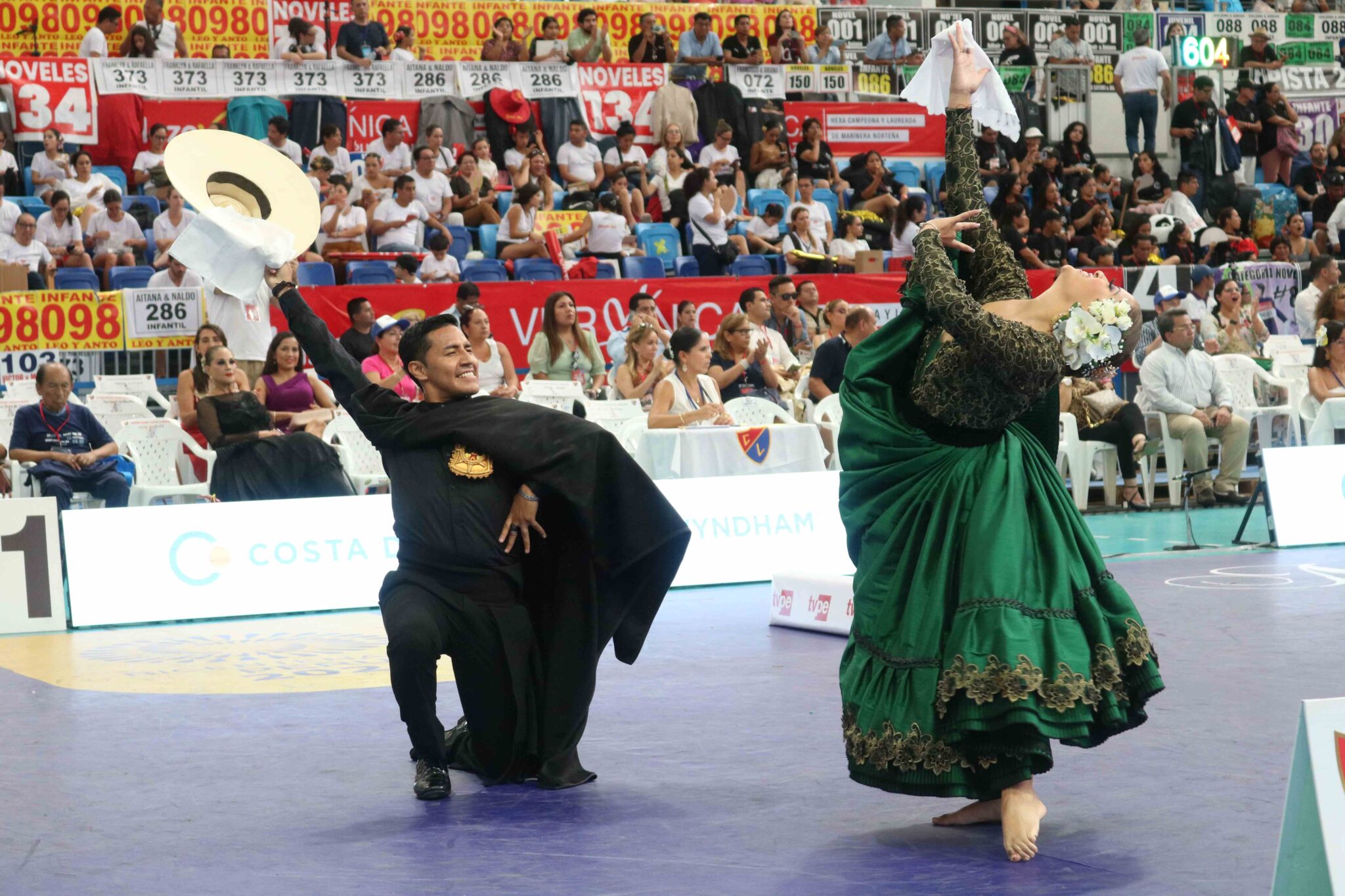 El 64° Concurso Nacional de Marinera Edición Bicentenario 2024 llegó a ...